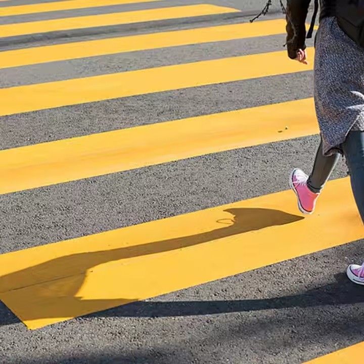 Classic reflective hot melt line marking paint 25% glass bead Thermoplastic Road Marking Paint